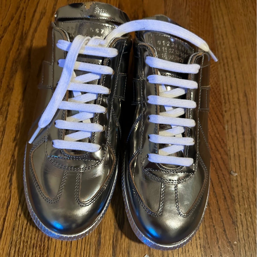 Maison Margiela Silver Sneaker Slides - Gem